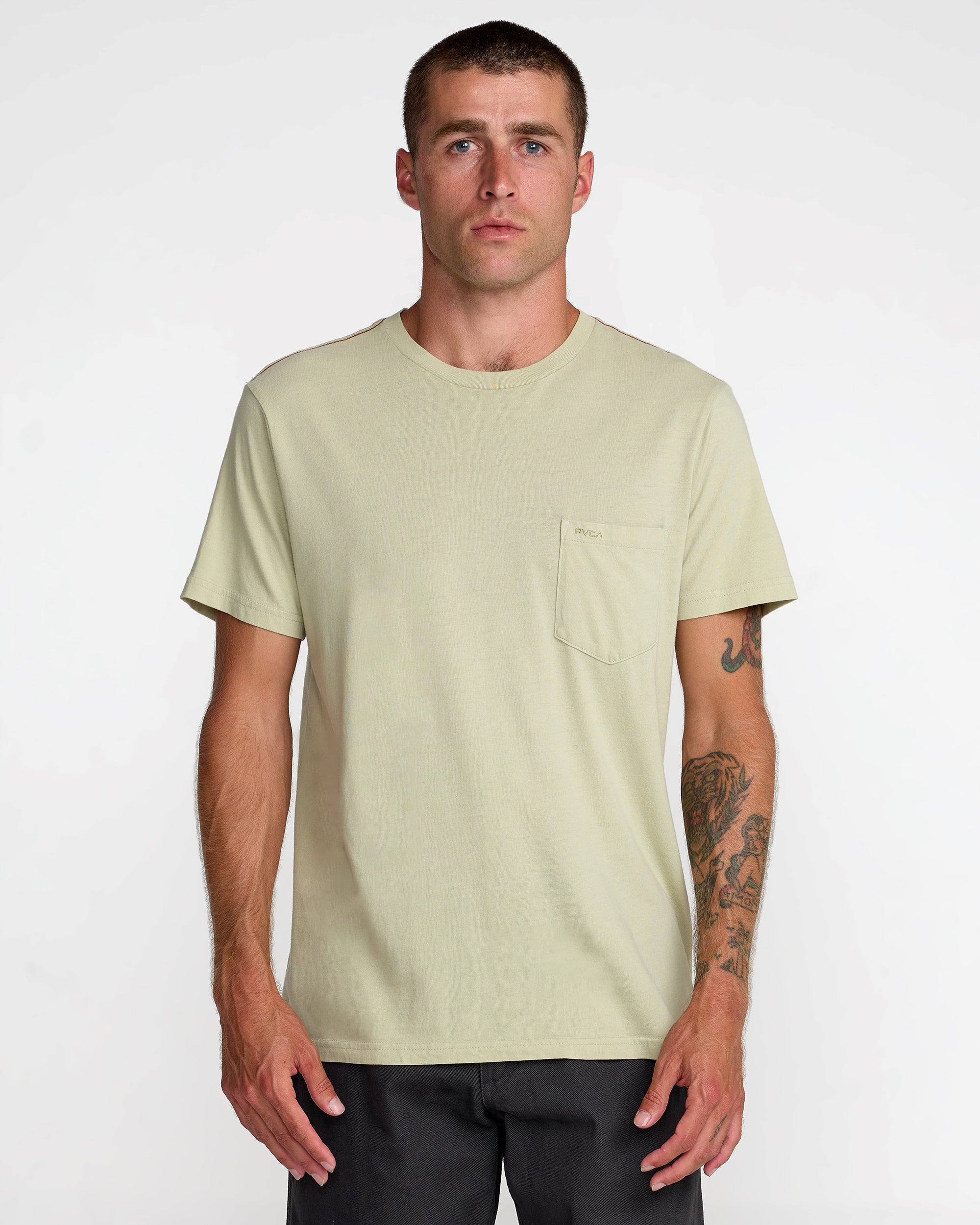 (取寄) ルーカ メンズ PRC 2 ピグメント ショート スリーブ RVCA men PTC 2 Pigment Short Sleeve Light Olive PTC 2 Pigment Short Sleeve Tee - RVCA